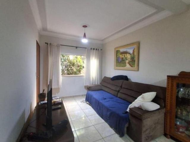 Casa à venda em Piracicaba, Jardim Caxambu, com 3 quartos, com 103 m²