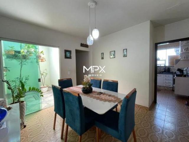 Casa à venda em Piracicaba, Jardim Elite, com 3 quartos, com 177.29 m²