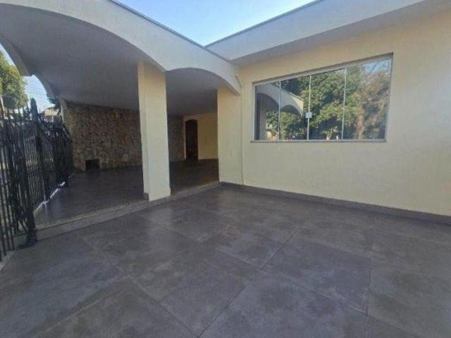 Casa à venda em Piracicaba, Jardim Monumento, com 3 quartos, com 310 m²