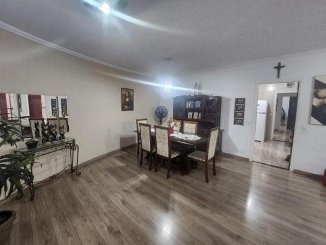 Casa à venda em Piracicaba, Jupiá, com 4 quartos, com 205 m²