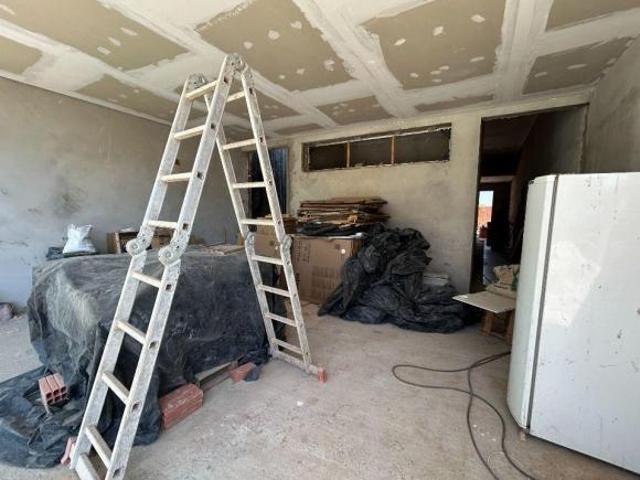 Casa à venda em Piracicaba, Loteamento Residencial e Comercial Villa D&apos Aquila, com 3 suítes