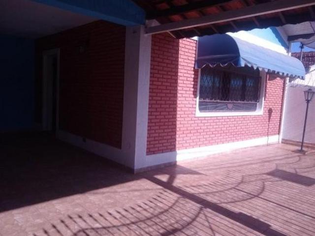 Casa à venda em Piracicaba, Maracanã, com 3 quartos, com 151.8 m²