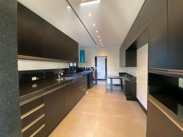 Casa à venda em Piracicaba, Monte Alegre, com 4 suítes, com 300 m², Condomínio Monte Alegre