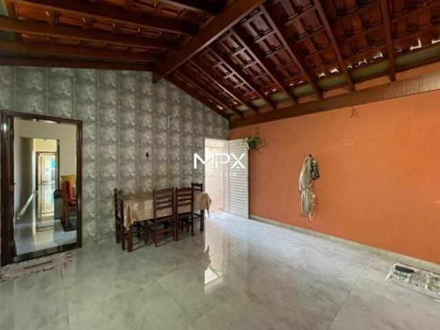 Casa à venda em Piracicaba, Monte Líbano, com 4 quartos, com 112 m²