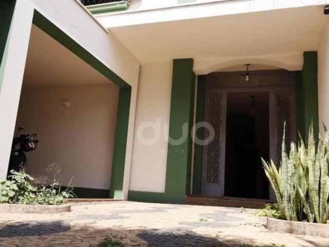 Casa a venda em Piracicaba, no centro com 7 dormitórios à venda, 295 m² por R$ 1.100.000