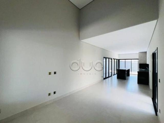Casa à venda em Piracicaba no Condominio Reserva das Paineiras com 3 quartos, 120 m² por R$ 930.000
