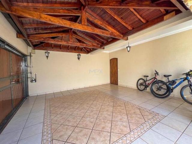 Casa à venda em Piracicaba, Nova Piracicaba, com 5 quartos, com 222.5 m²