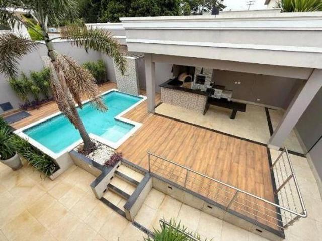 Casa à venda em Piracicaba, Parque Santa Cecília, com 3 quartos, com 227 m²