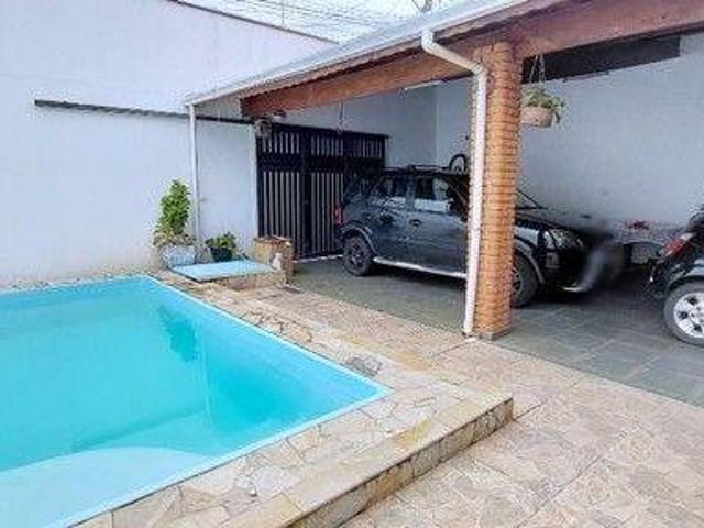 Casa à venda em Piracicaba, Parque Primeiro de Maio, com 3 quartos, com 160 m²
