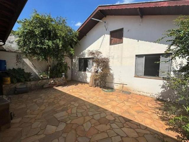 Casa à venda em Piracicaba, Prezotto, com 3 quartos, com 190 m²