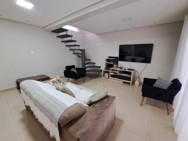 Casa à venda em Piracicaba, São Francisco, com 2 suítes, com 150 m²