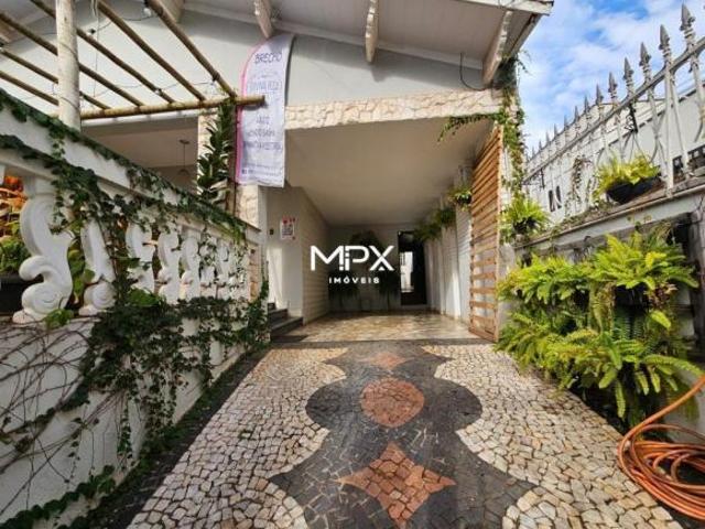 Casa à venda em Piracicaba, São Judas, com 3 quartos, com 184 m²