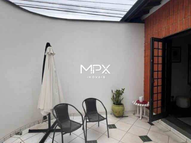 Casa à venda em Piracicaba, São Judas, com 4 quartos, com 237.35 m²
