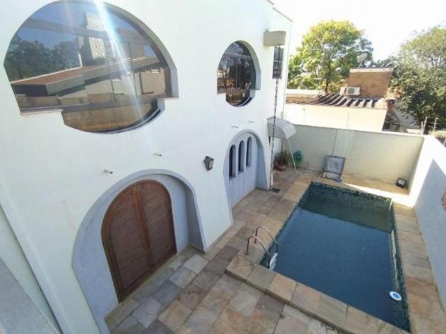 Casa à venda em Piracicaba, Santa Cecília, com 5 quartos, com 276.26 m²