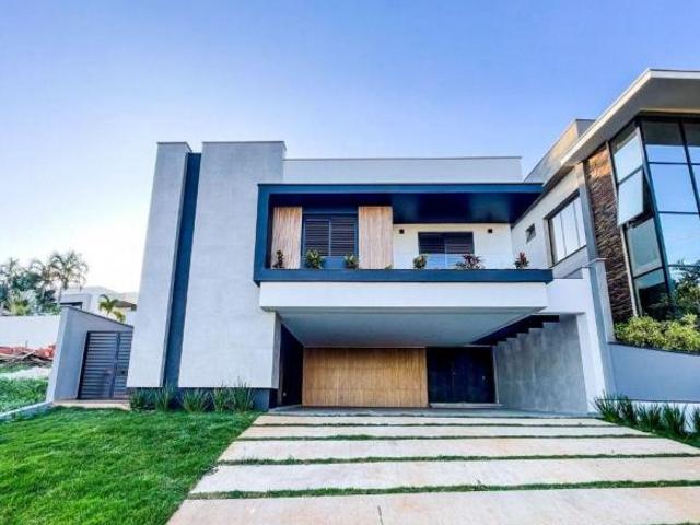 Casa à venda em Piracicaba, Santa Rosa, com 3 suítes, com 226 m², Villa D&apos Aquila