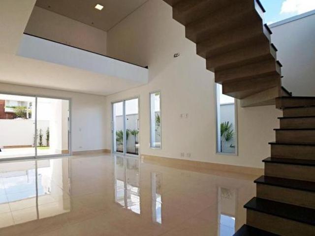 Casa à venda em Piracicaba, Santa Rosa, com 3 suítes, com 236.08 m², Villa D&apos Aquila