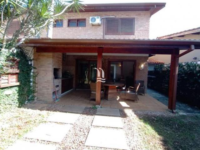 Casa à venda em Praia da Enseada