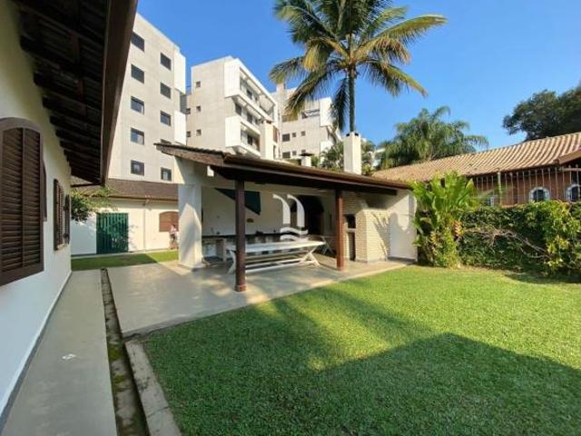 Casa à venda em Praia da Enseada