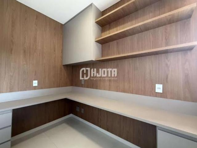 Casa no Quinta do Lago 2 com 3 suítes e 180 m²