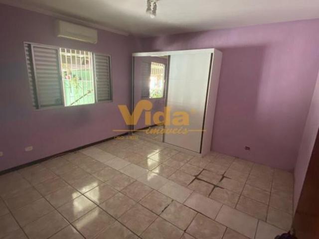 Casa á venda em Quitaúna Osasco, SP 04 quartos