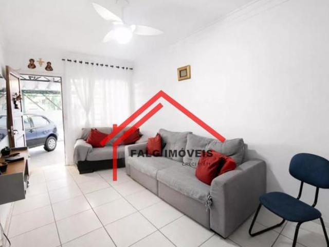 Casa a Venda em Quitaúna, Osasco SP: 3 quartos, 2 salas, 3 banheiros, 3 vagas de garagem, 160m² de á
