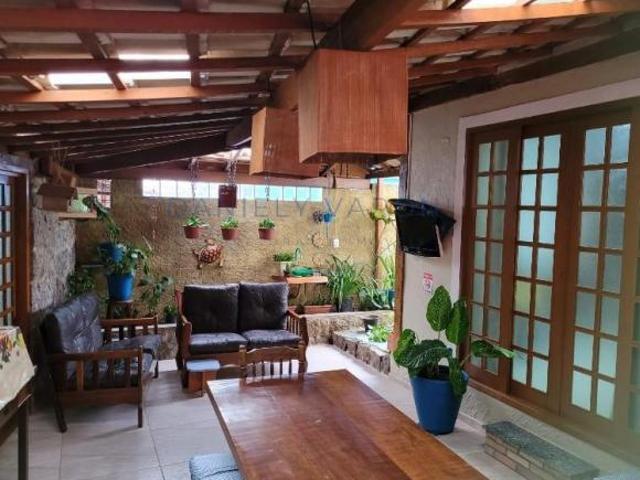CASA À VENDA EM RESIDENCIAL  CHALÉ COM ENTRADA INDEPENDENTE EM ILHABELA SP