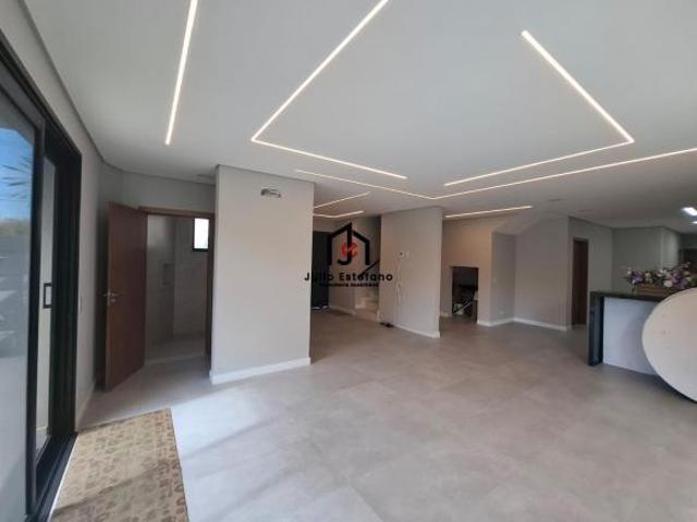 Casa à venda em Residencial Malibu