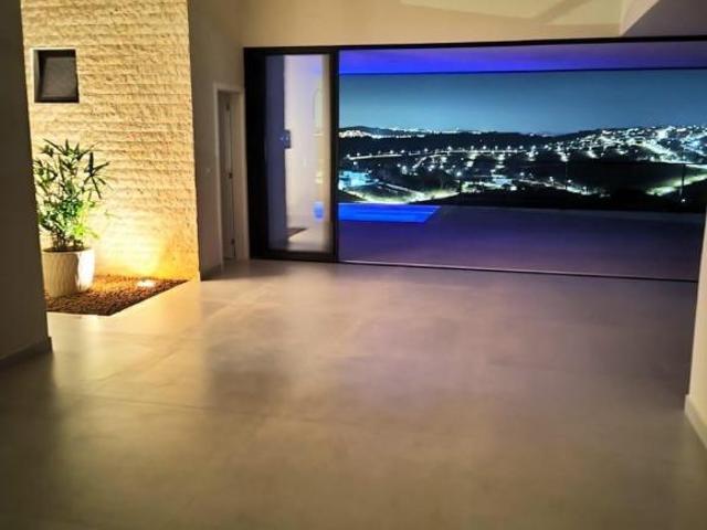 Casa à venda em Residencial Real Mont Ville