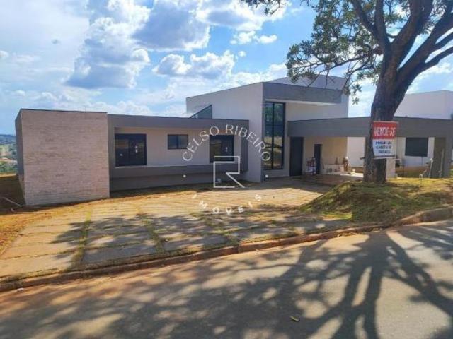 Casa à venda em Residencial Real Mont Ville