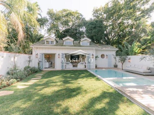 Casa à venda em Riviera