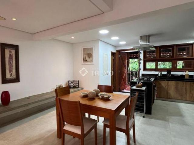 Casa a venda em Riviera