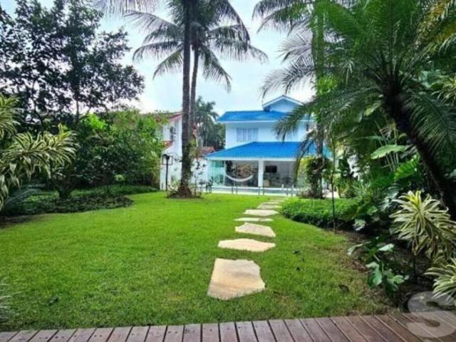 Casa à venda em Riviera