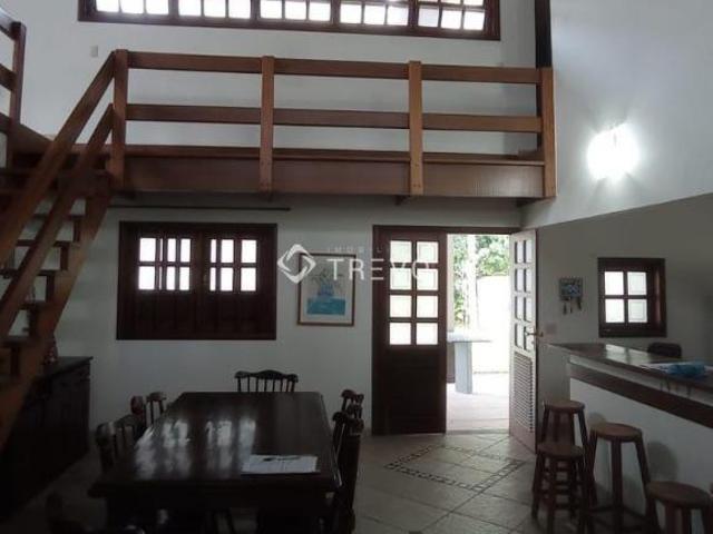Casa à Venda em Riviera, Bertioga SP
