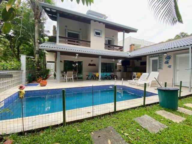 Casa à venda em Riviera de São Lourenço