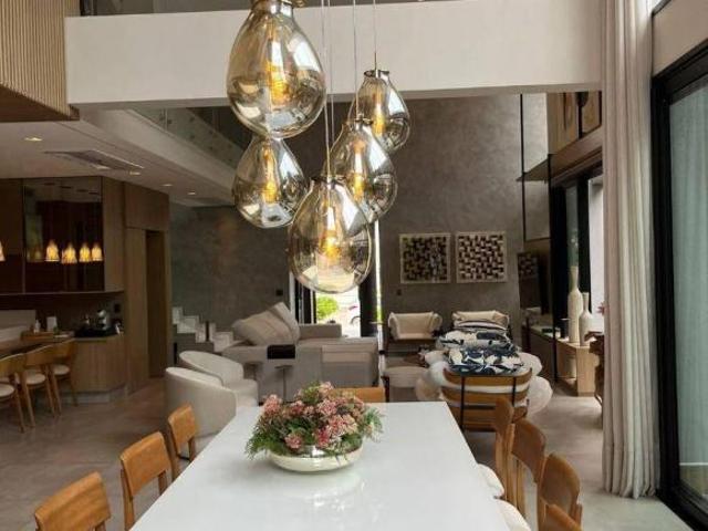 Casa à venda em Riviera de São Lourenço