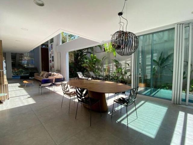 Casa à venda em Riviera de São Lourenço