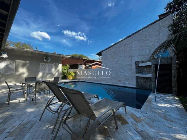 Casa à venda em Riviera de São Lourenço