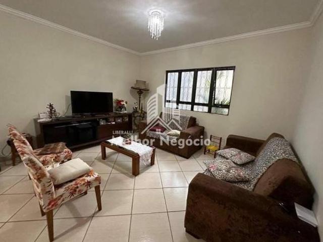 Casa à venda em Rio das Pedras, Jardim Bom Jesus II, com 5 quartos, com 173 m²