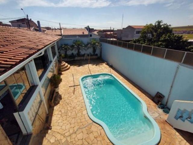 Casa à venda em Rio das Pedras, Luiz Masud Cury, com 1 quarto, com 189.9 m²