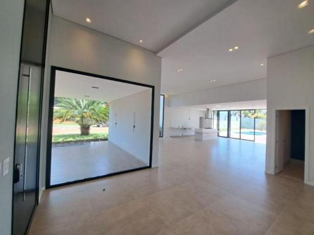 Casa à venda em Rio das Pedras, Recanto Universitário, com 3 suítes, com 355 m²