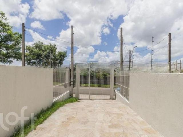 Casa à venda em Rubem Berta com 152 m², 3 quartos, 1 suíte, 2 vagas
