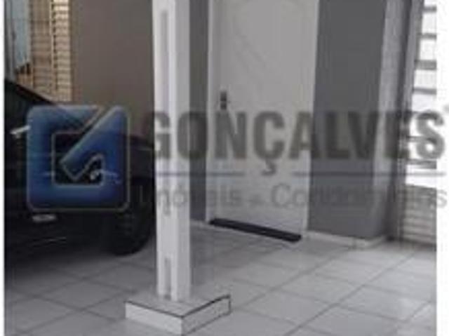 Casa à venda em Rudge Ramos, SBC 2 quartos, 2 vagas, piso laminado/porcelanato