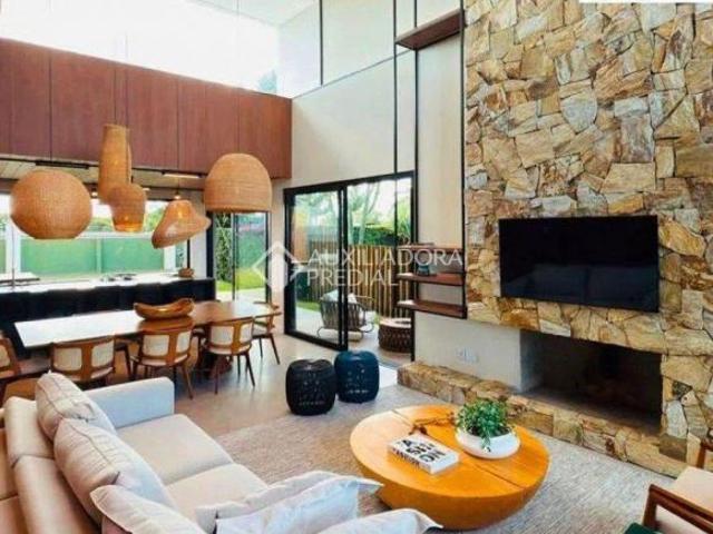 casa Alto Padrão com 3 suítes Ocean Side Torres