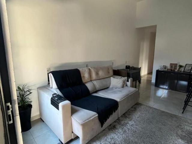 Casa à venda em Tatuí SP: 2 quartos, 1 sala, 1 banheiro, 3 vagas de garagem no Residencial São Conra
