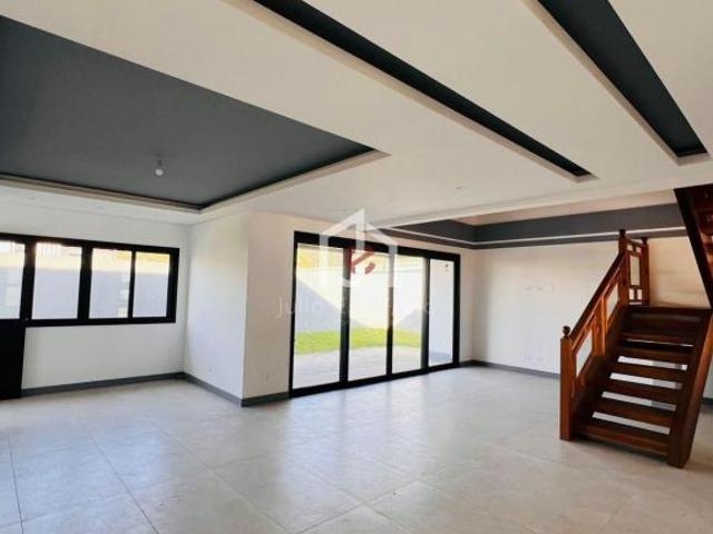 Casa à venda em Taubaté