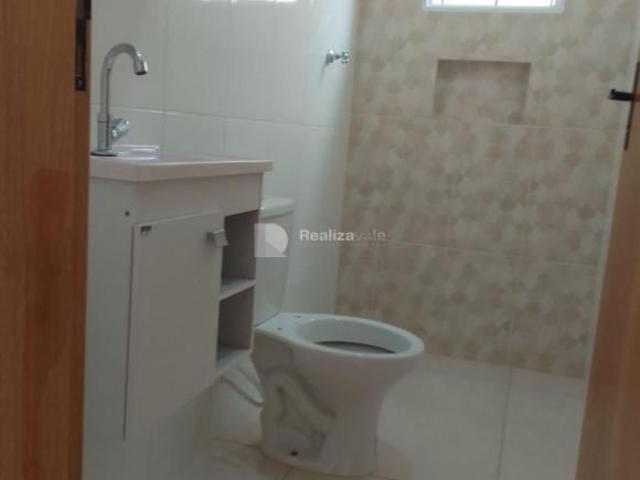 Casa à venda em Taubaté, Vista Alegre, com 2 quartos, com 72 m²