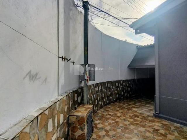 Casa à venda em Taubaté, Alto São Pedro, com 3 quartos, com 115 m²