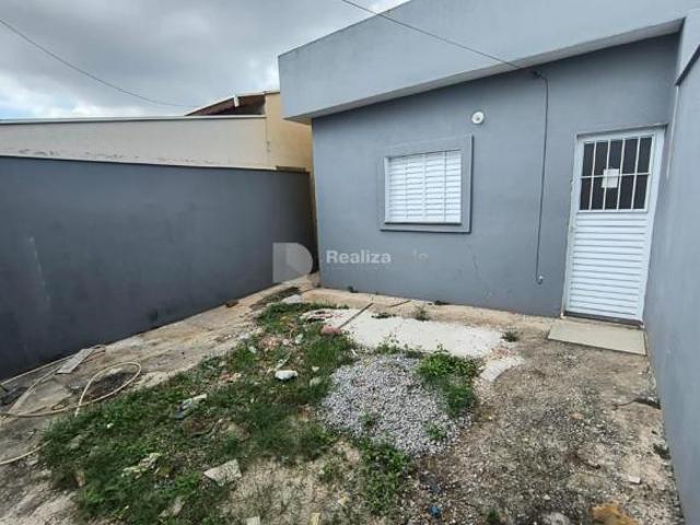 Casa à venda em Taubaté, Esplanada Santa Helena, com 2 quartos, com 70 m²
