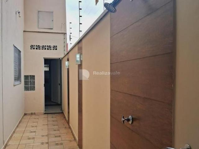 Casa à venda em Taubaté, Jardim Continental, com 2 quartos, com 97 m²