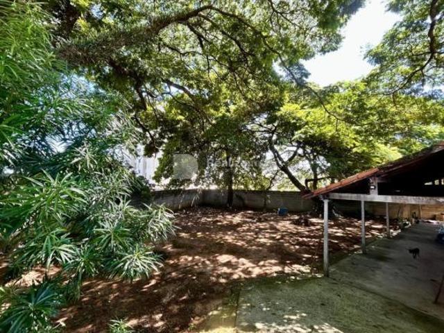 Casa à venda em Taubaté, Jardim Paulista, com 4 quartos, com 200 m²